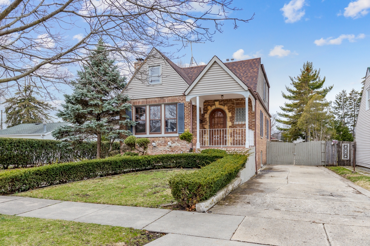 1488 White Street, Des Plaines, IL 60018